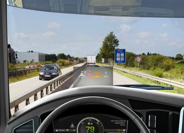Continental lança produção do Combiner HUD para a Mazda - Revista ...