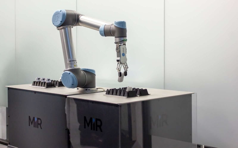 Universal Robots e MiR abrem primeiro hub de robótica colaborativa do mundo